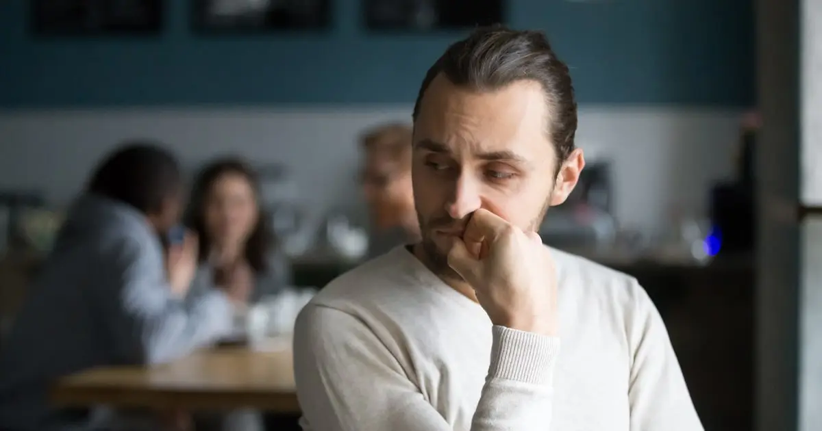 8 Signs of Avoidant Personality Disorder - Menachem Psychotherapy Group